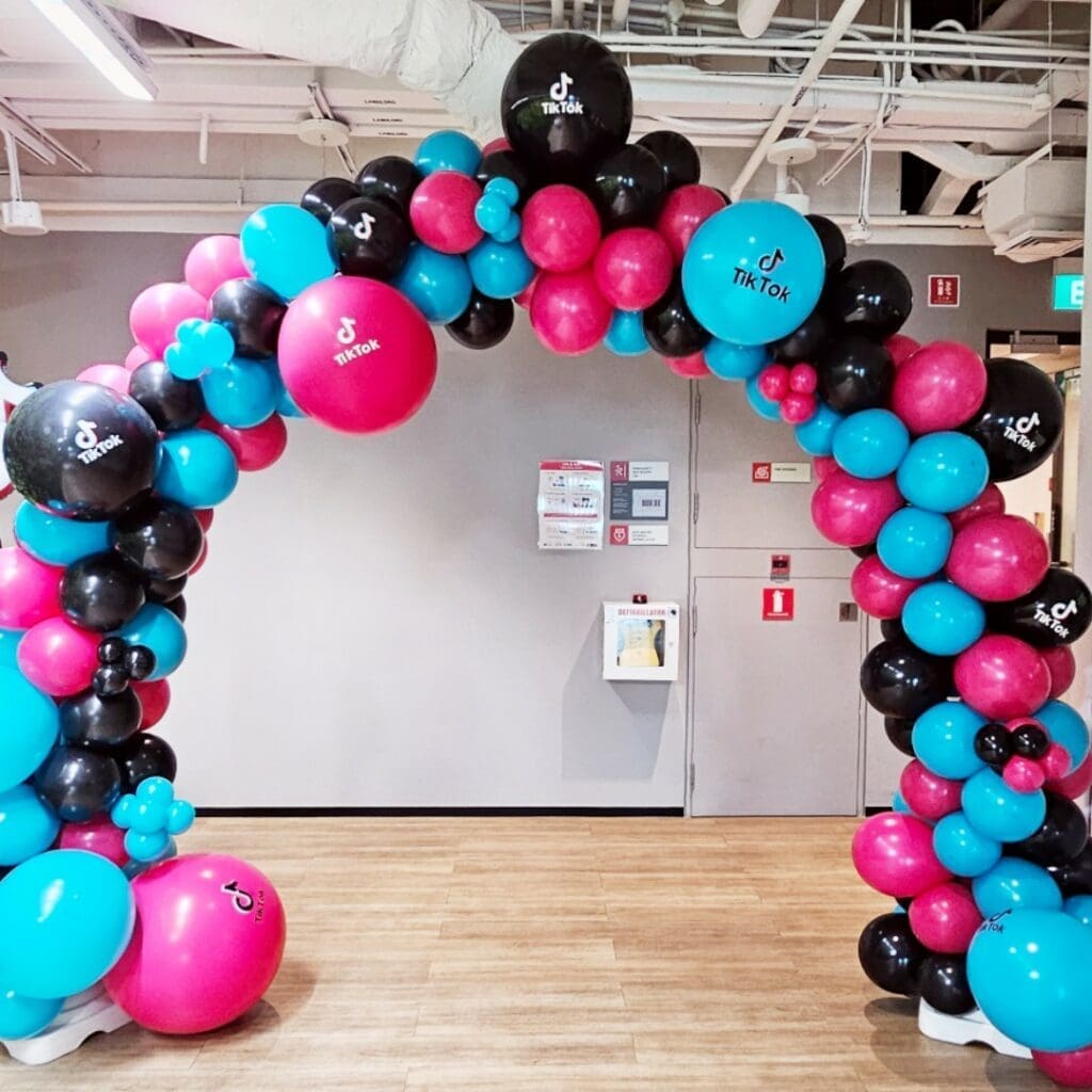 Dreamy Helium Crescent Balloon Bouquet | Helium Balloon