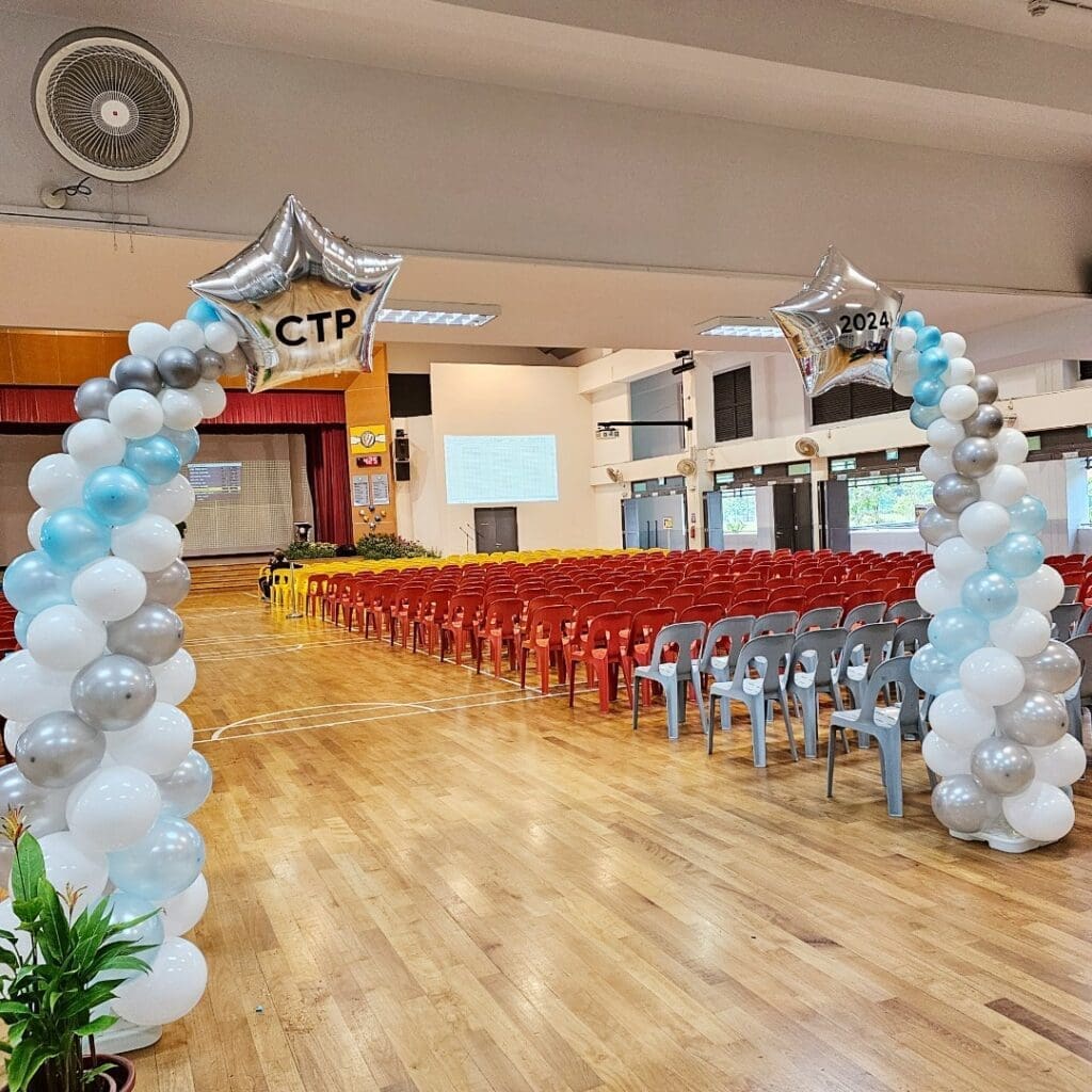 Shooting Star Bending Balloon Column